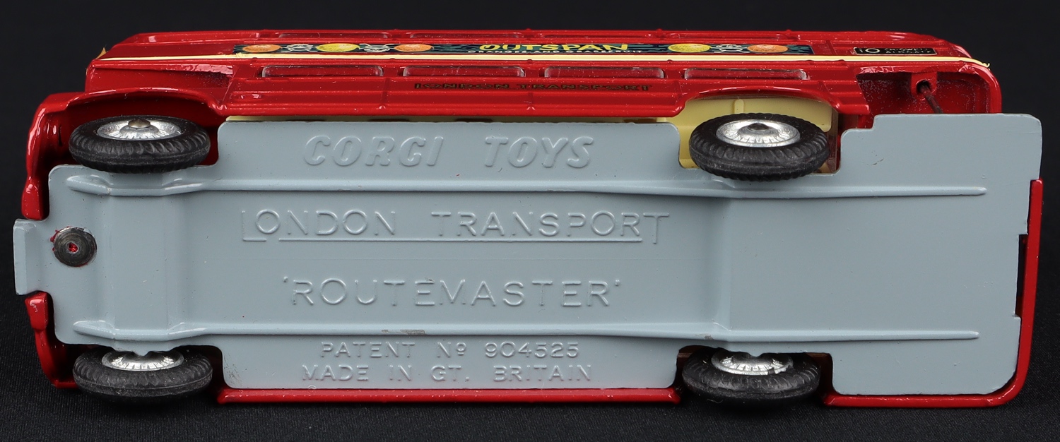 Corgi Toys 468 London Routemaster Bus 'OUTSPAN' - QDT