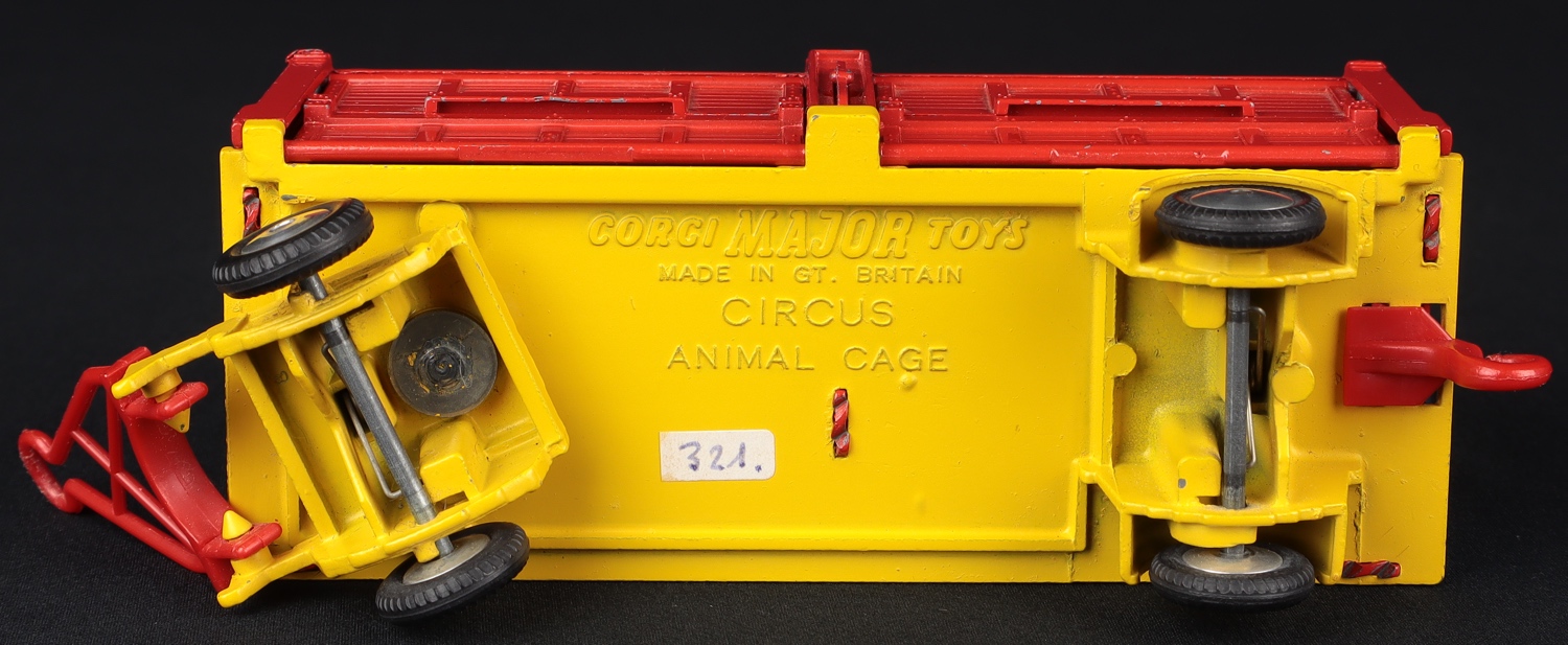 Corgi Toys 1123 Chipperfield's Circus Animal Cage - QDT