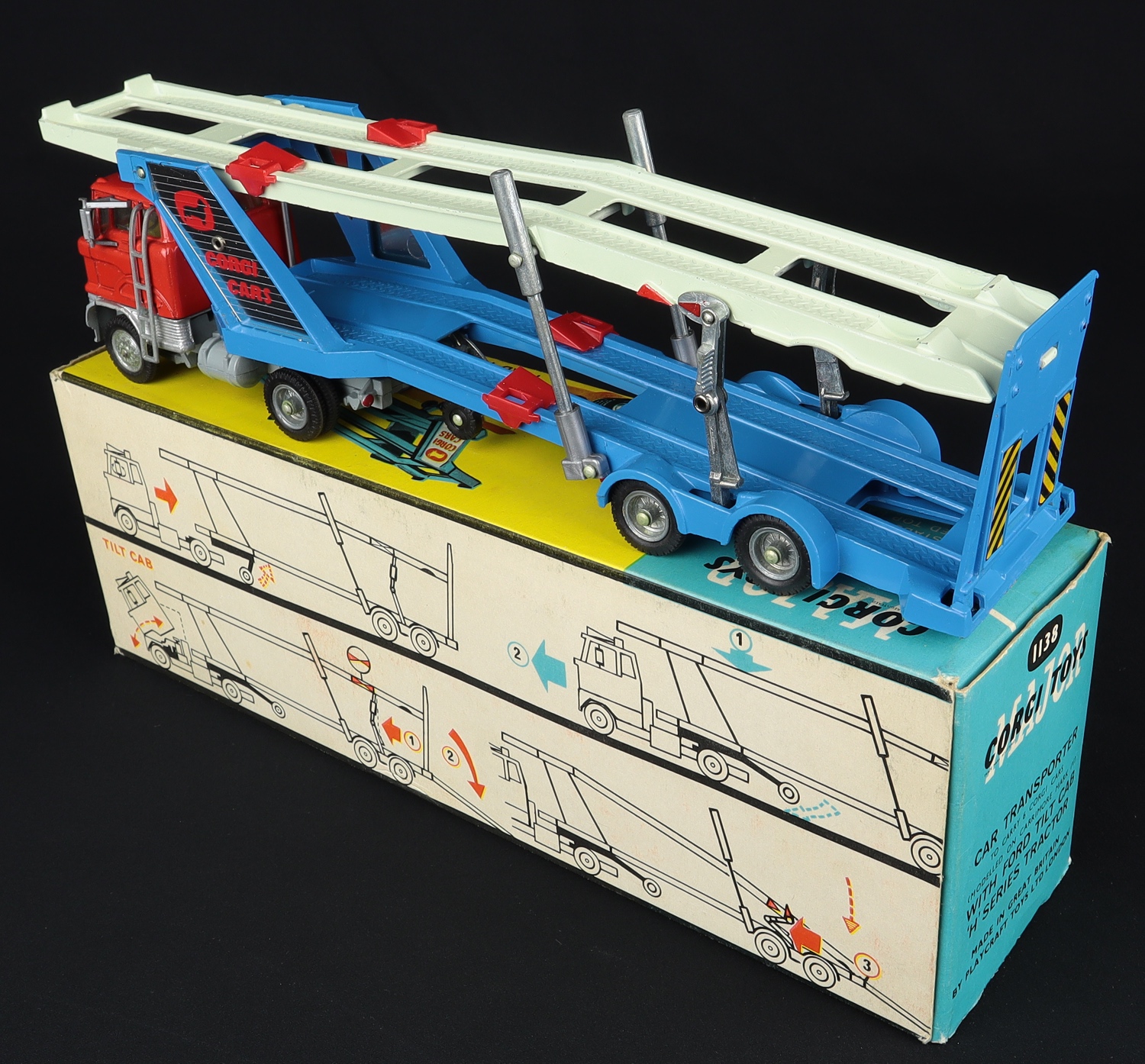 Corgi Toys 1138 Ford Articulated Transporter "CORGI CARS" - QDT