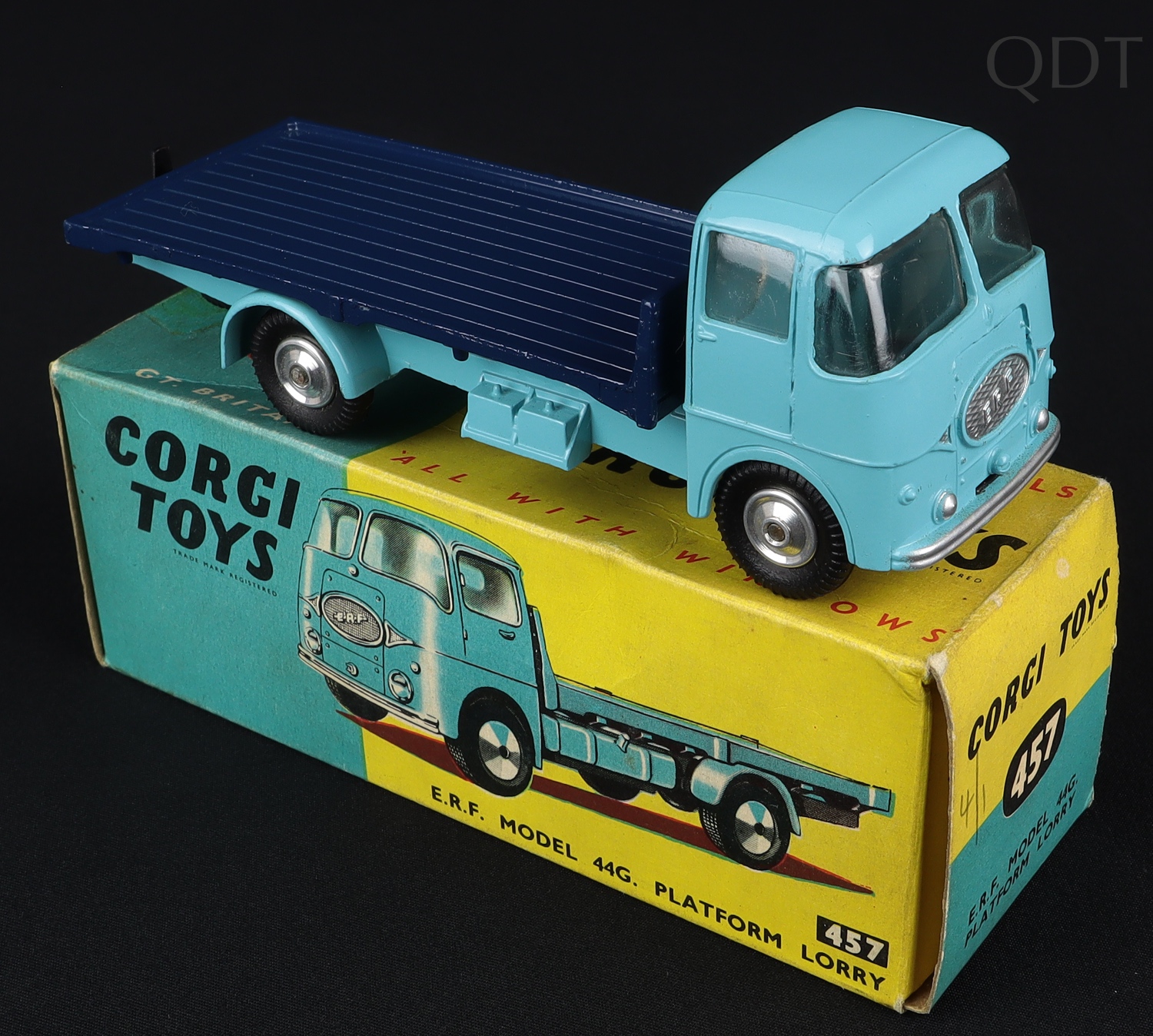 Corgi Toys 457 E.R.F. Model 44G Platform Lorry - QDT