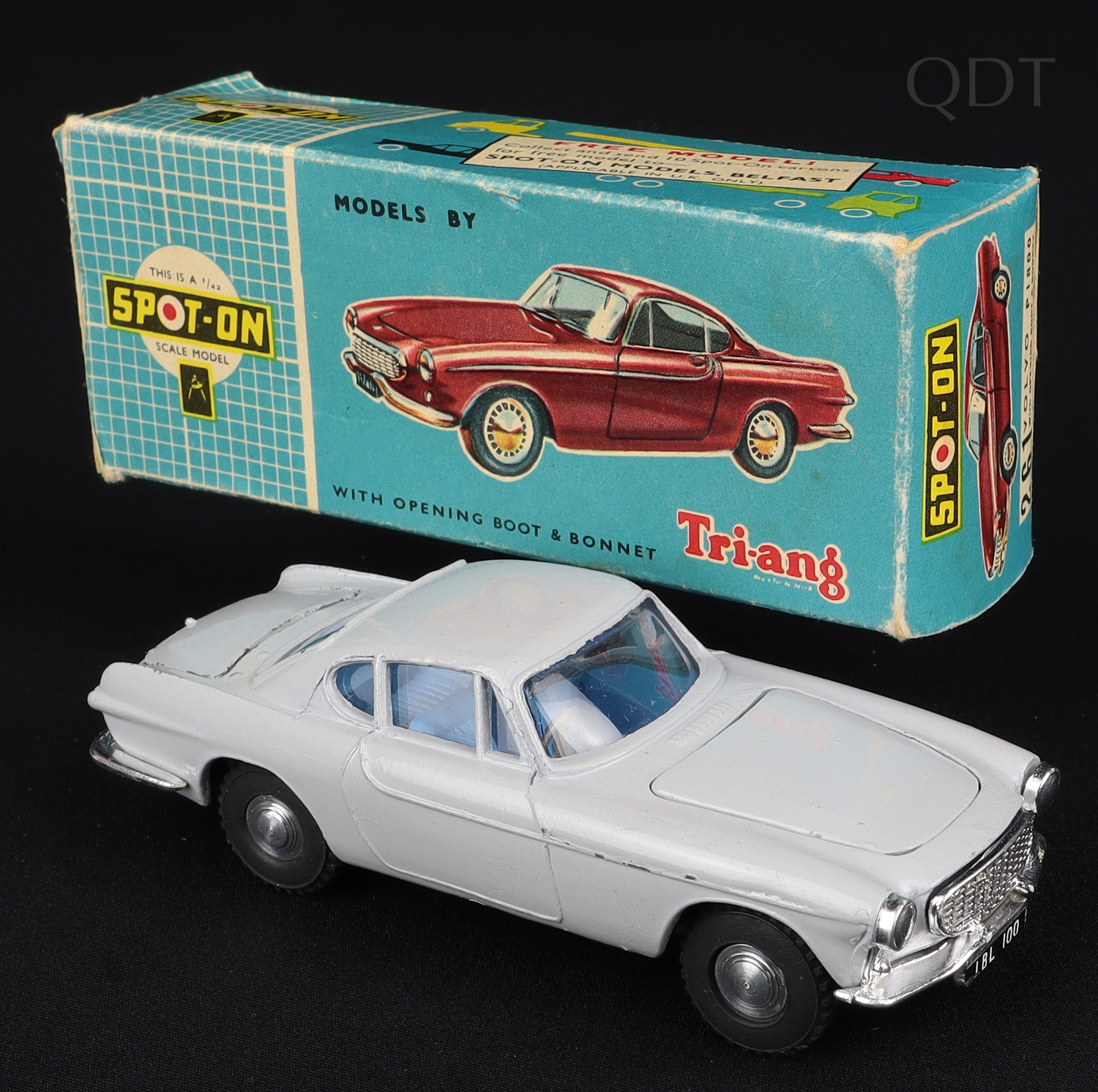 Spot-on Models 261 Volvo P1800 - QDT