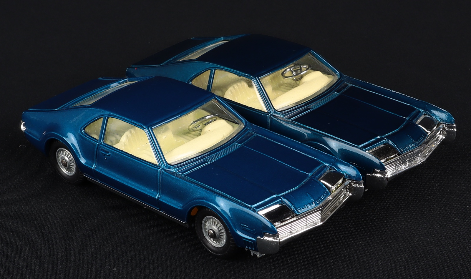 Corgi Toys 264 Oldsmobile Toronado - QDT