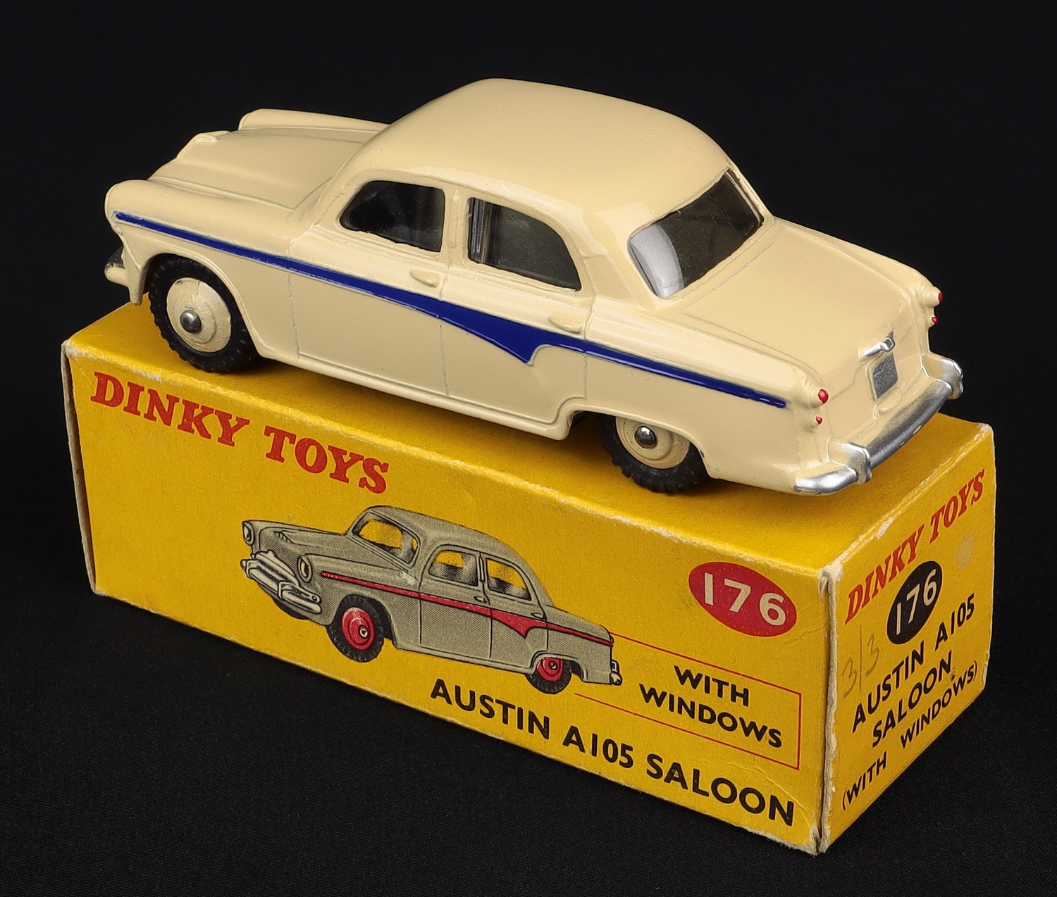 Dinky Toys 176 Austin A105 Saloon - QDT