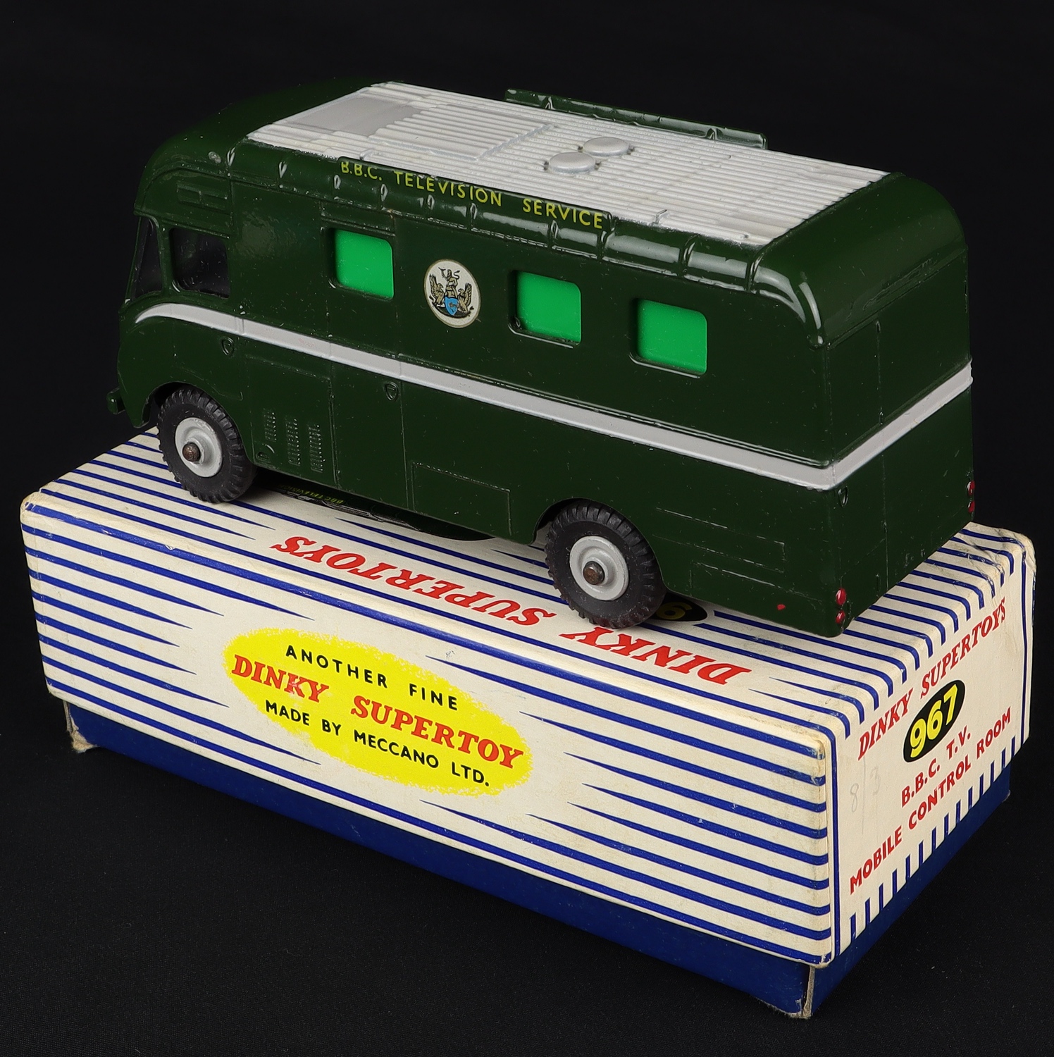 Dinky Toys 967 BBC TV Mobile Control Room - QDT