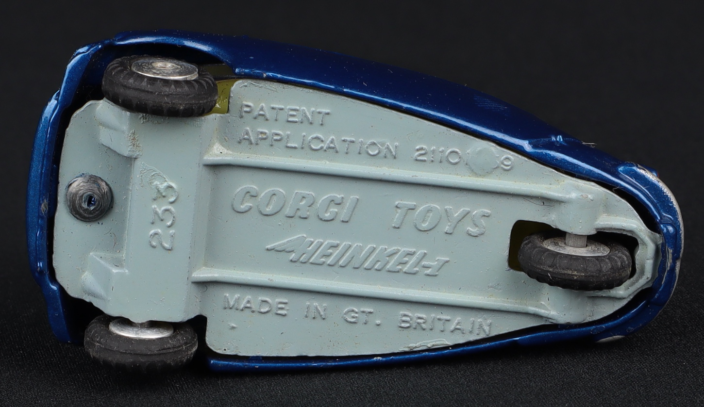 Corgi Toys 233 Heinkel Economy Car - QDT