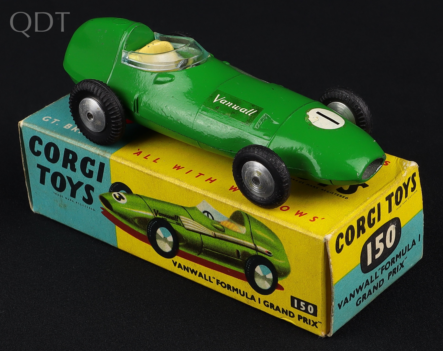 Corgi Toys 150 Vanwall Formula 1 Grand Prix Car - QDT